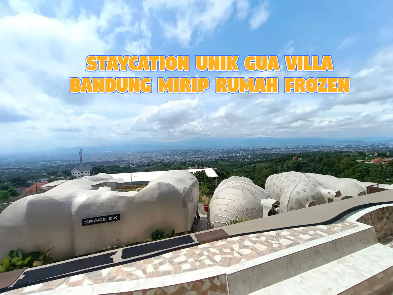 Staycation Unik Gua Villa Bandung Mirip Rumah Frozen